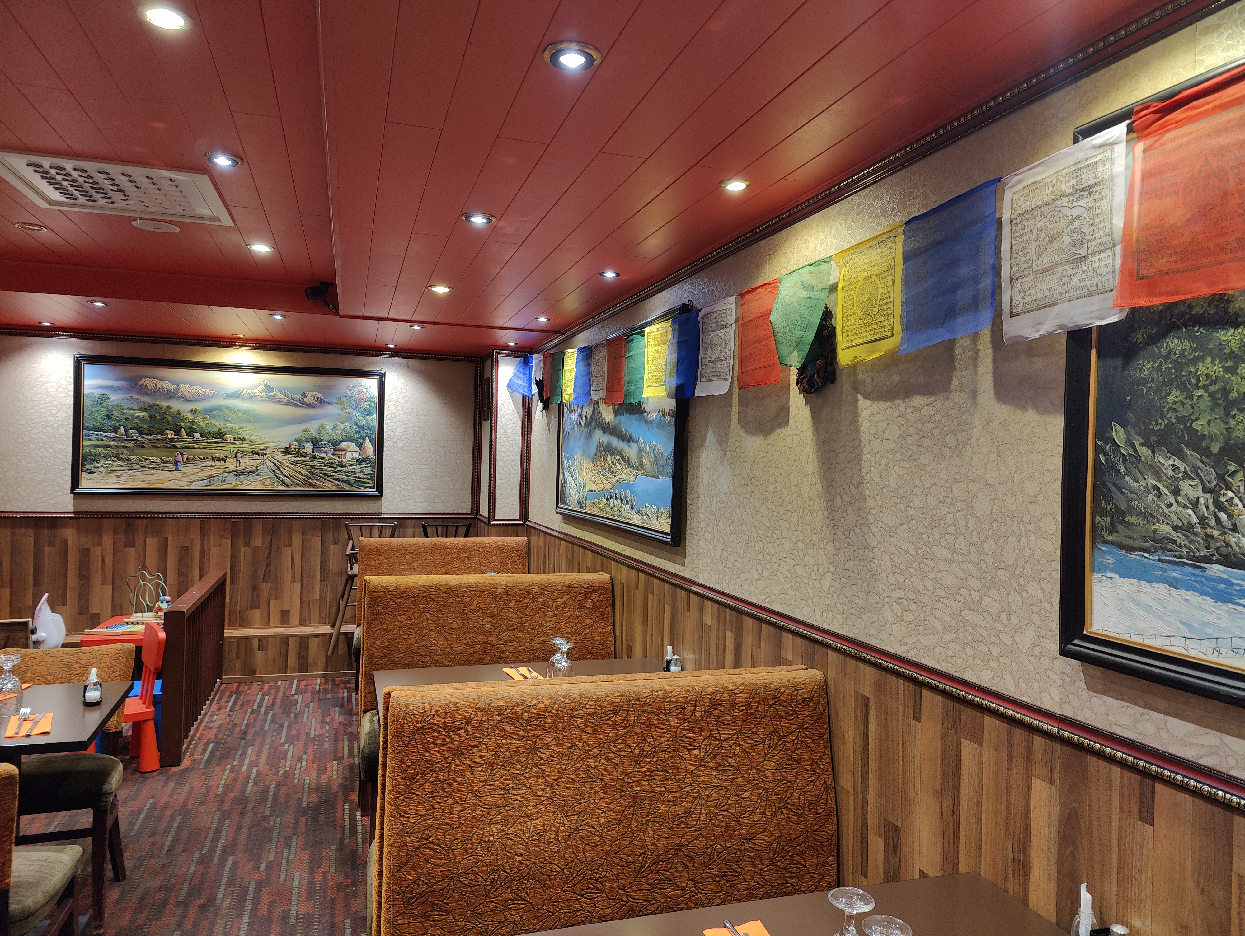 Himali Flavours